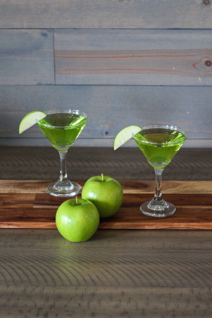Sour Apple Martini - The Wanderlust Kitchen